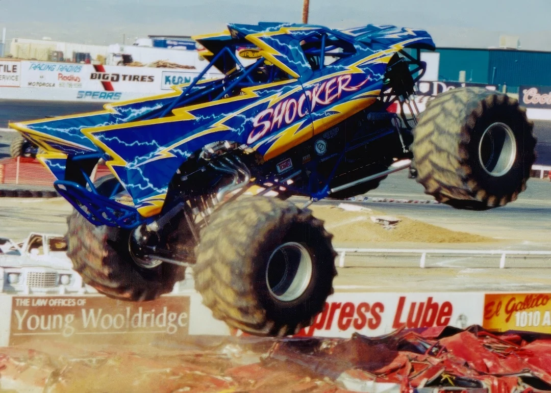 Bakersfield 2000 | Monster Trucks Wiki | Fandom