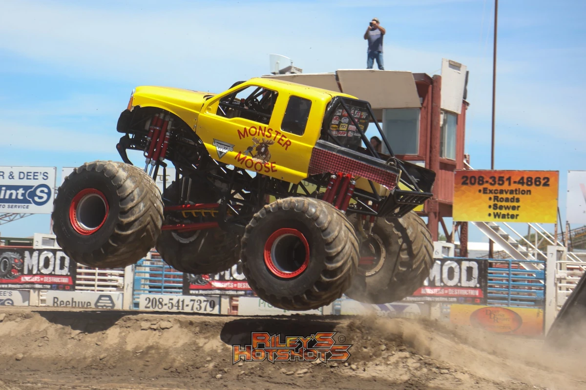 Monster Moose (Groth) | Monster Trucks Wiki | Fandom