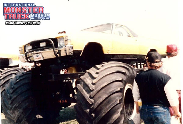 Big Bird | Monster Trucks Wiki | Fandom