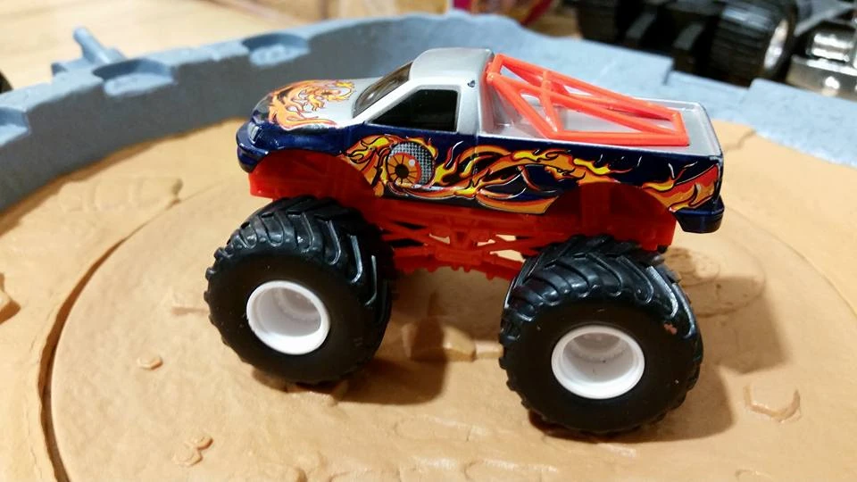 New Ray | Monster Trucks Wiki | Fandom