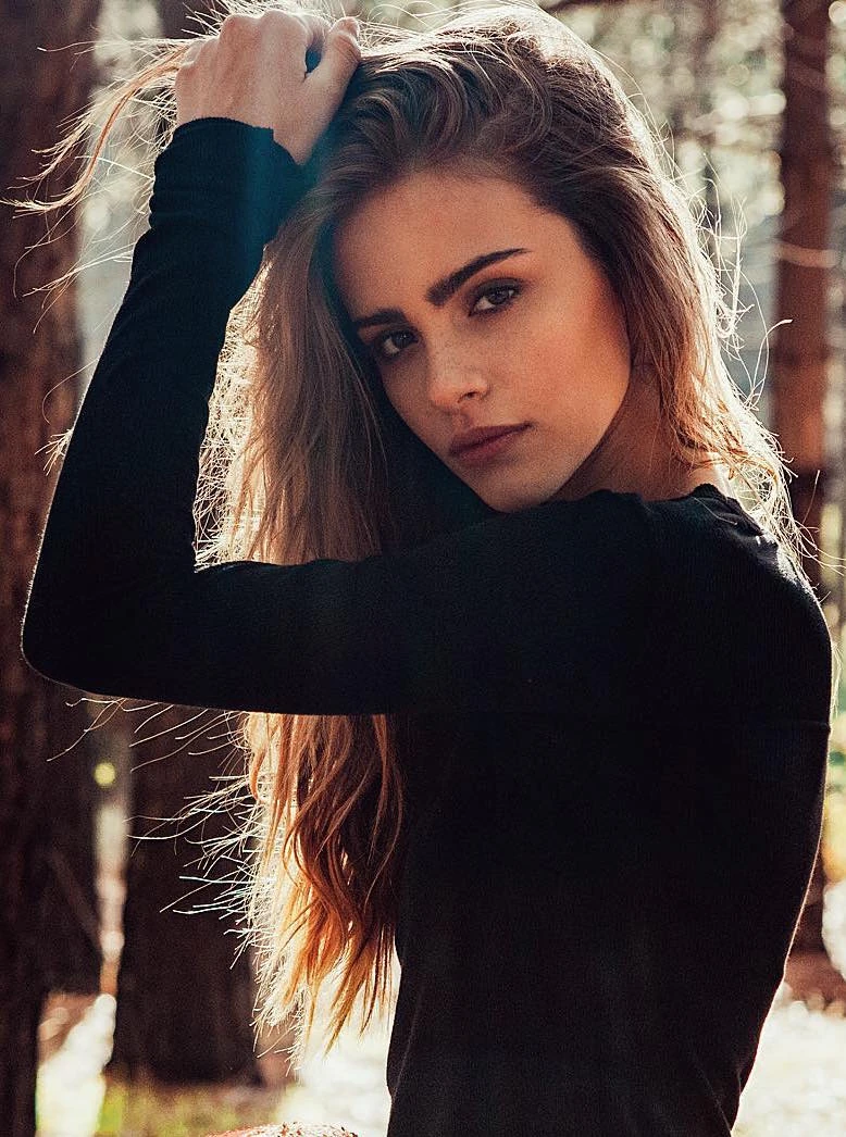 Renesmee Cullen As A Teenager