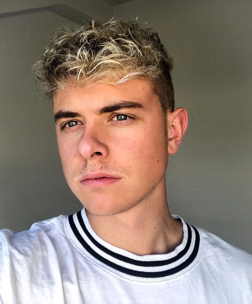 Jonas Ems | Moonvibe Wiki | Fandom