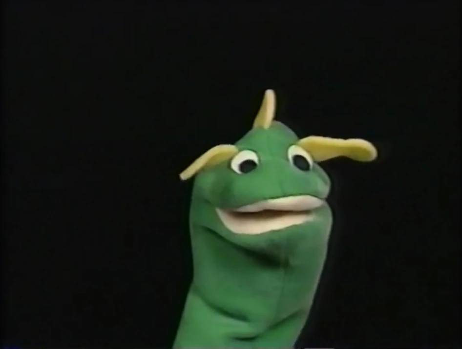 Pooh Earns a Dollar | Moose and Zee & Friends Wiki | Fandom