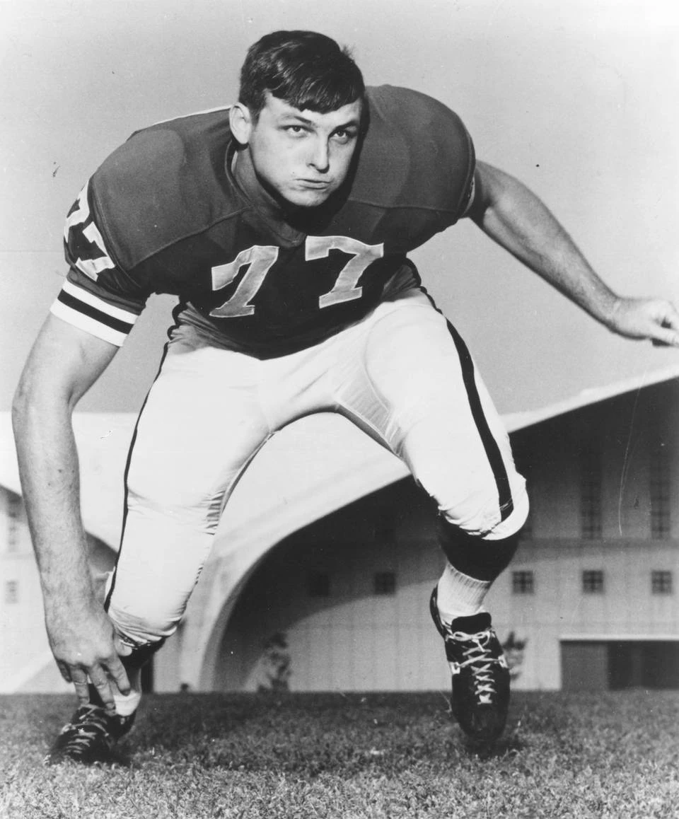 Ex-UGA, a lenda dos golfinhos Bill Stanfill morre | Wikia Mortes | Fandom