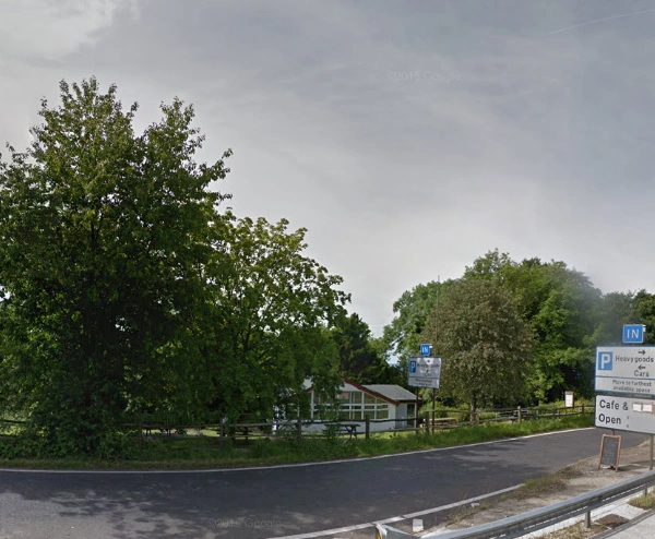 Hogs Back South Services | Motorway and A-Road Services Wikia | Fandom