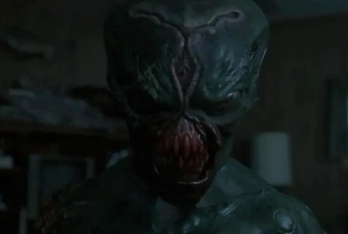 the cave 2005 creatures