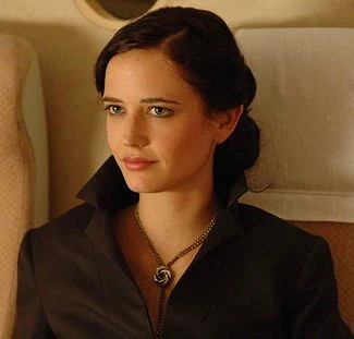 Vesper Lynd | Movie Villains Wiki | Fandom