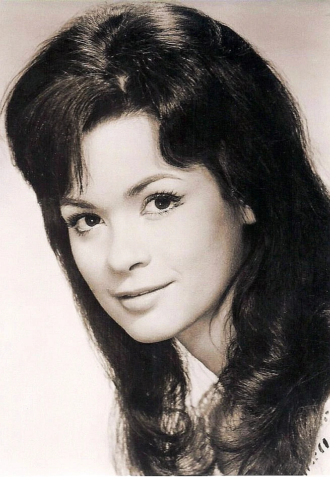 Marie Versini | Moviepedia Wiki | Fandom