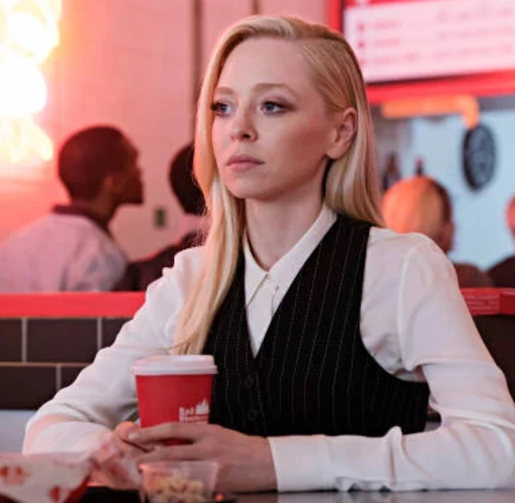 Angela Moss | Wikia Mr. Robot | Fandom