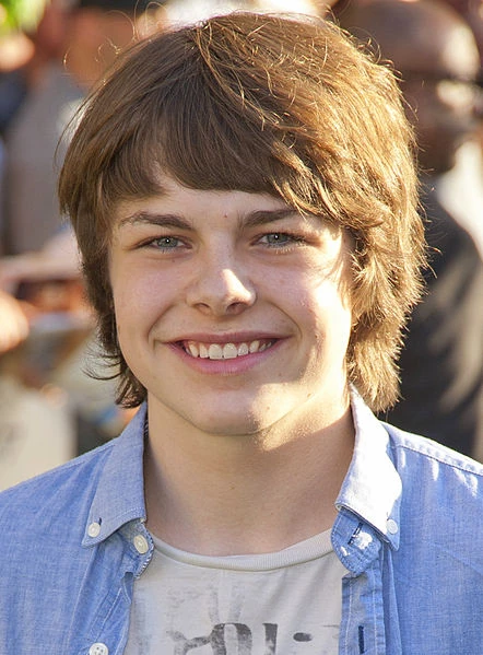 Adam Young | Wiki Mr. Young | Fandom