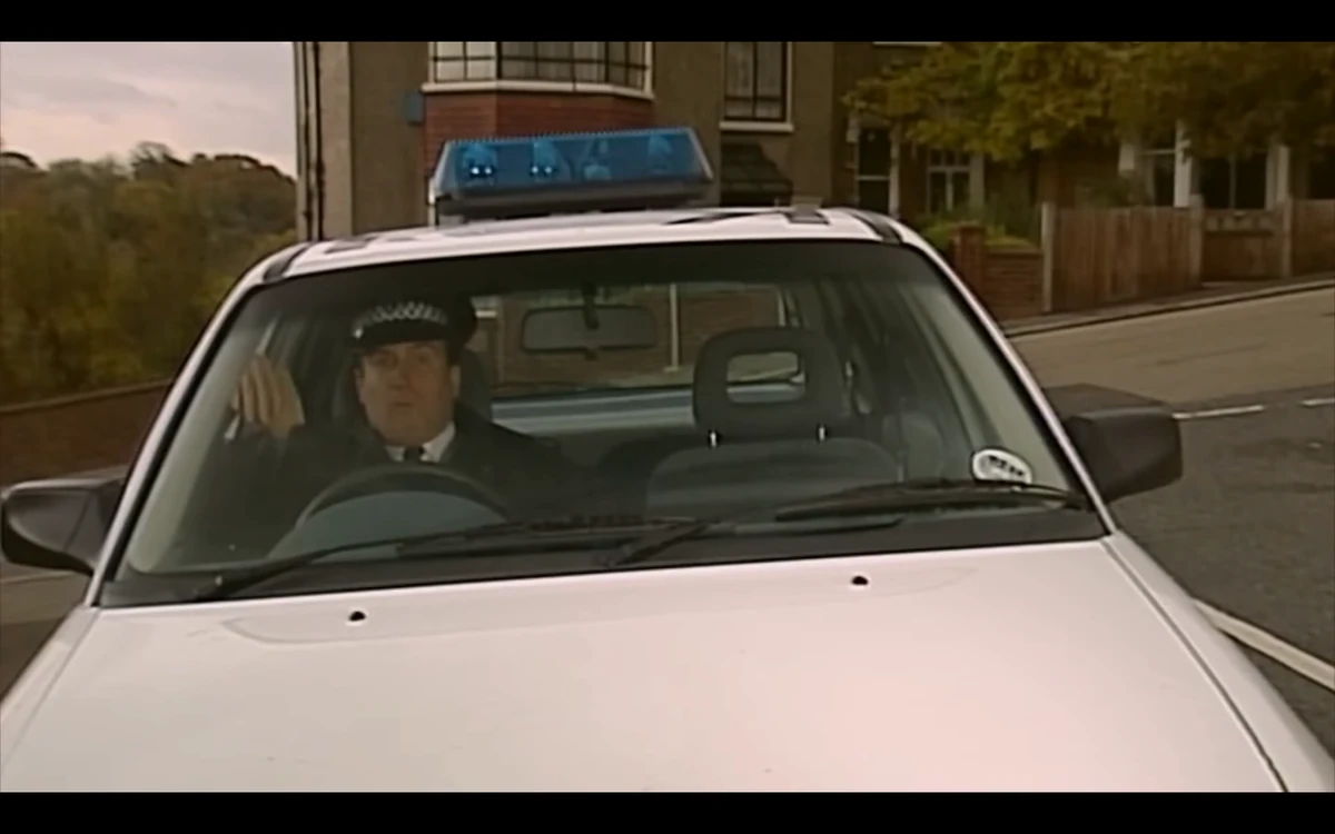 Male Police Officer (Live-Action) | Mr. Bean Wiki | Fandom
