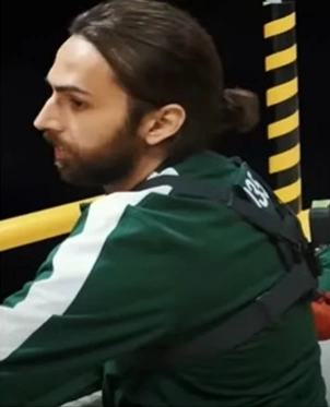 Player 035 | MrBeast Squid Game Wiki | Fandom