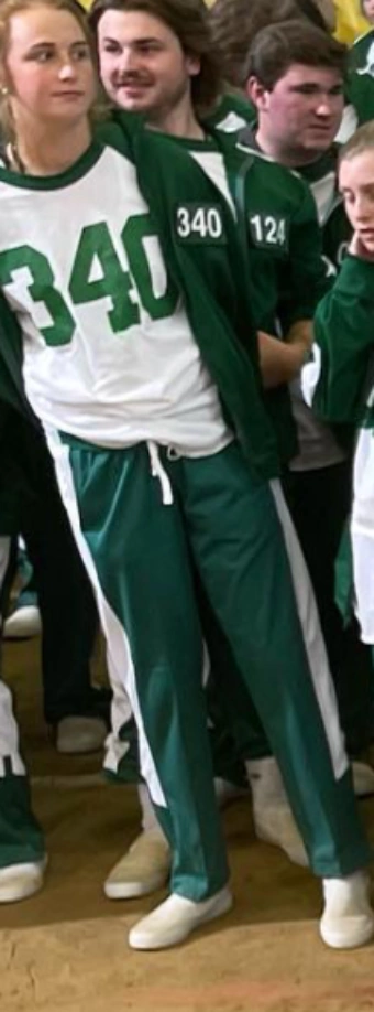 Player 340 | MrBeast Squid Game Wiki | Fandom