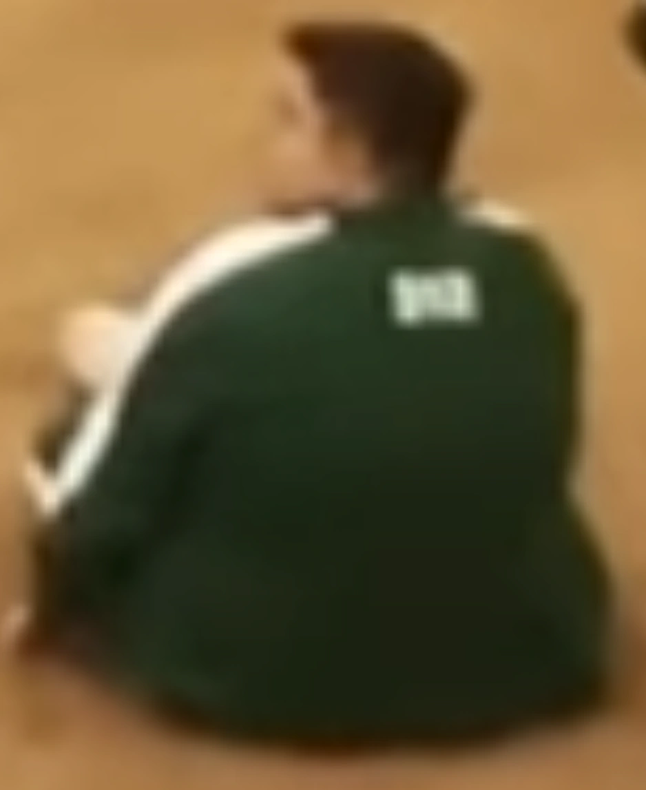 Player 142 | MrBeast Squid Game Wiki | Fandom