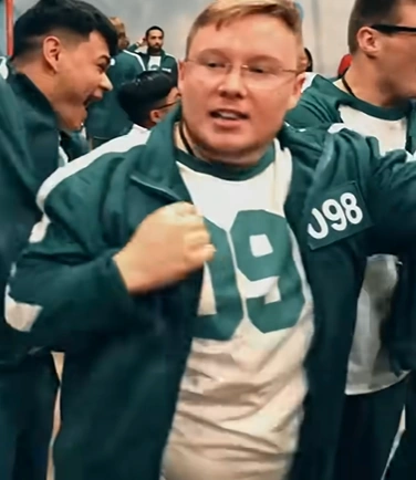 Player 098 | MrBeast Squid Game Wiki | Fandom