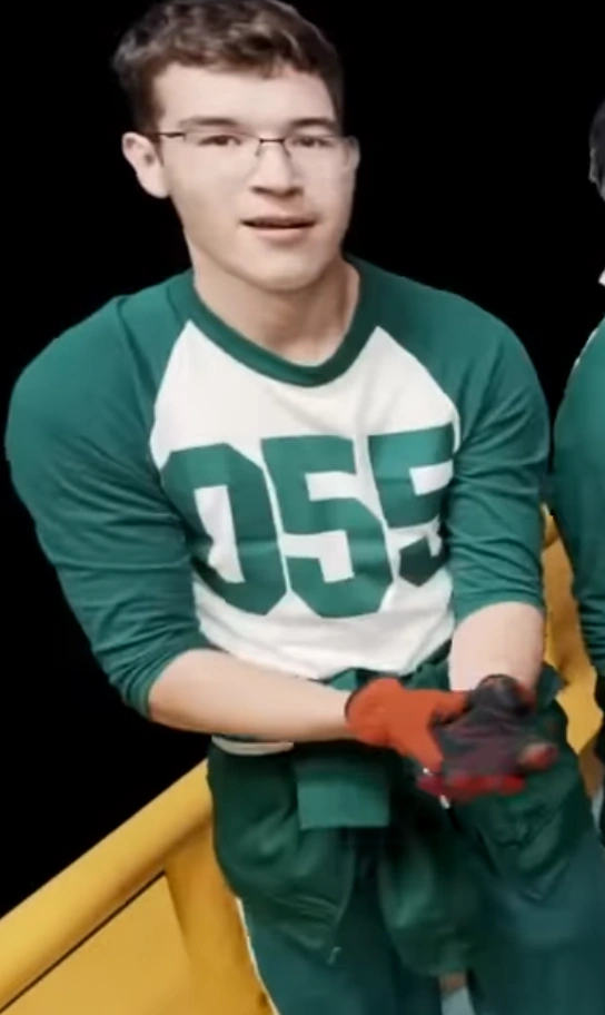 Player 055 | MrBeast Squid Game Wiki | Fandom