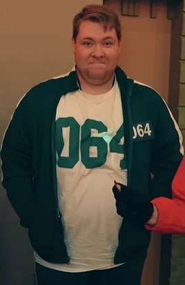 Player 064 | MrBeast Squid Game Wiki | Fandom