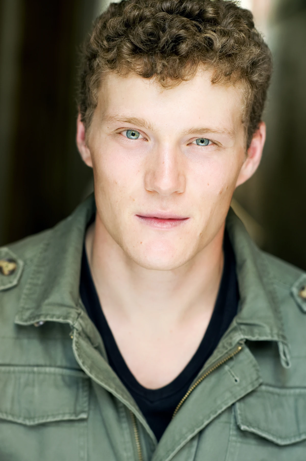 Edmund Lembke-Hogan | Mr Inbetween Wiki | Fandom