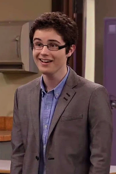 Mr. Kidd | Mr. Young Wiki | Fandom