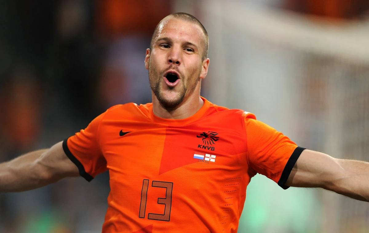 Ron Vlaar | MUFC Football Wiki | Fandom