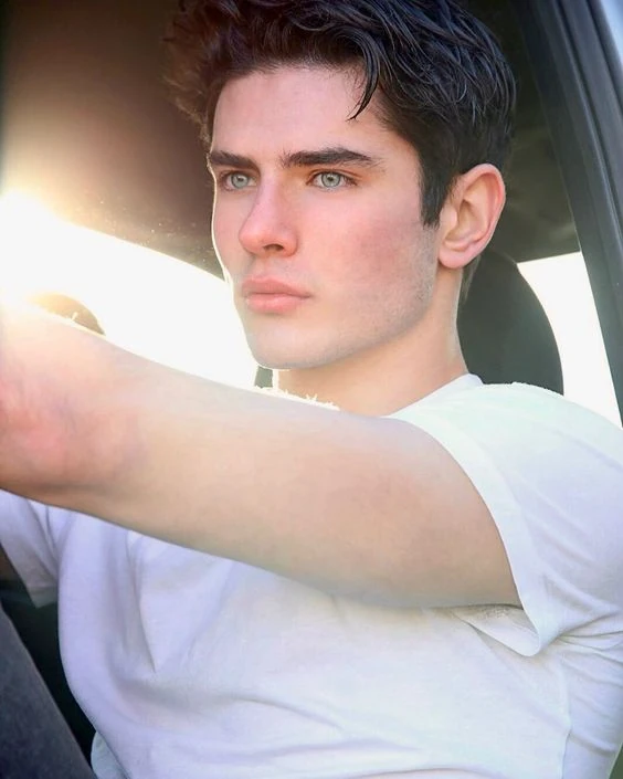 Daniel Reeve | multi franchise rp | Fandom