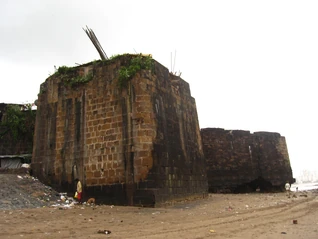 Mahim Fort | Mumbai Wiki | Fandom