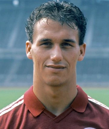 Axel Sundermann | Mundo FIFN Wiki | Fandom