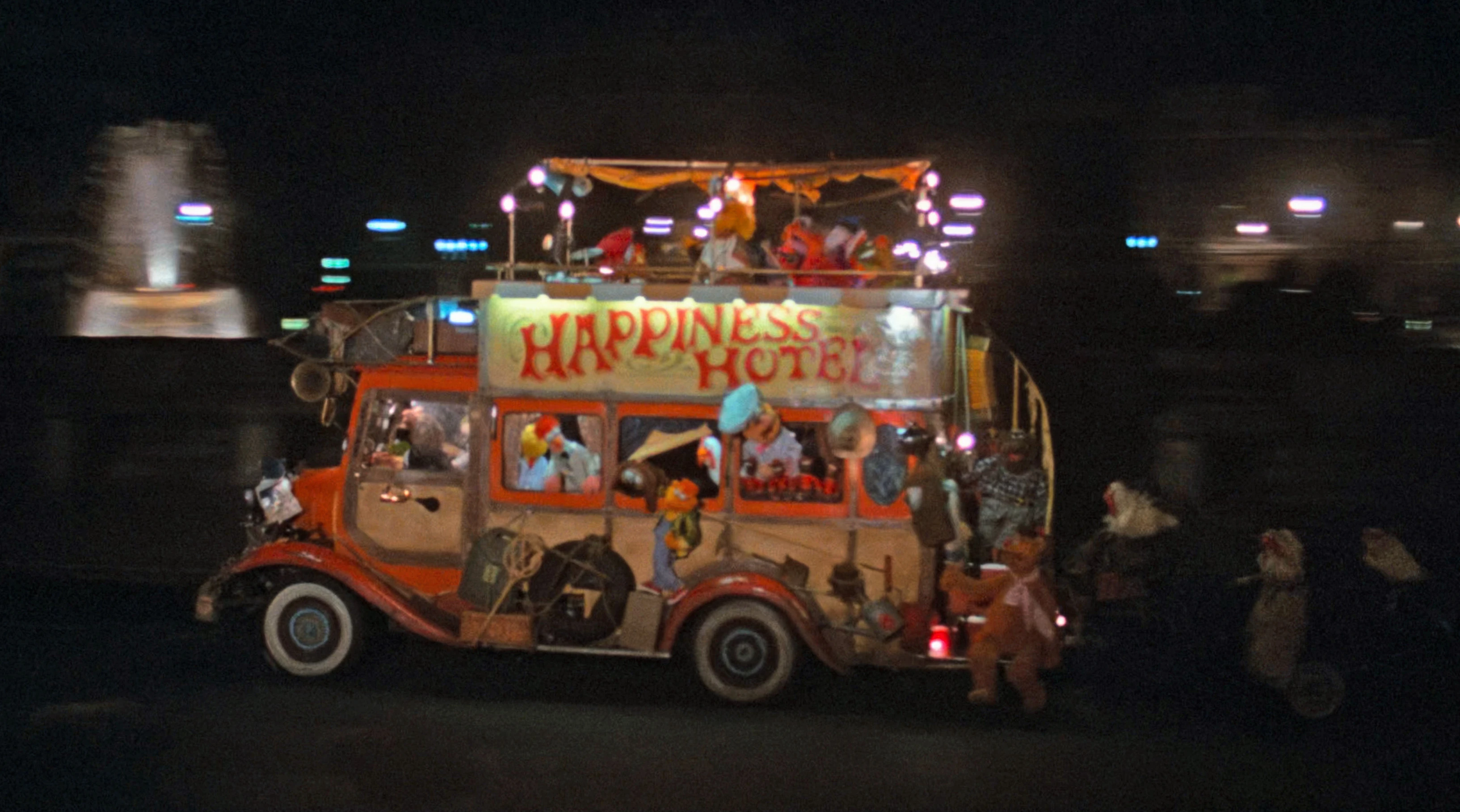 Happiness Hotel courtesy car | Muppet Wiki | Fandom