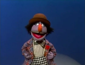 Mr. Between | Muppet Wiki | Fandom