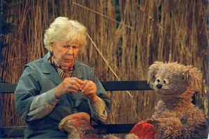 Mary Dresselhuys | Muppet Wiki | Fandom