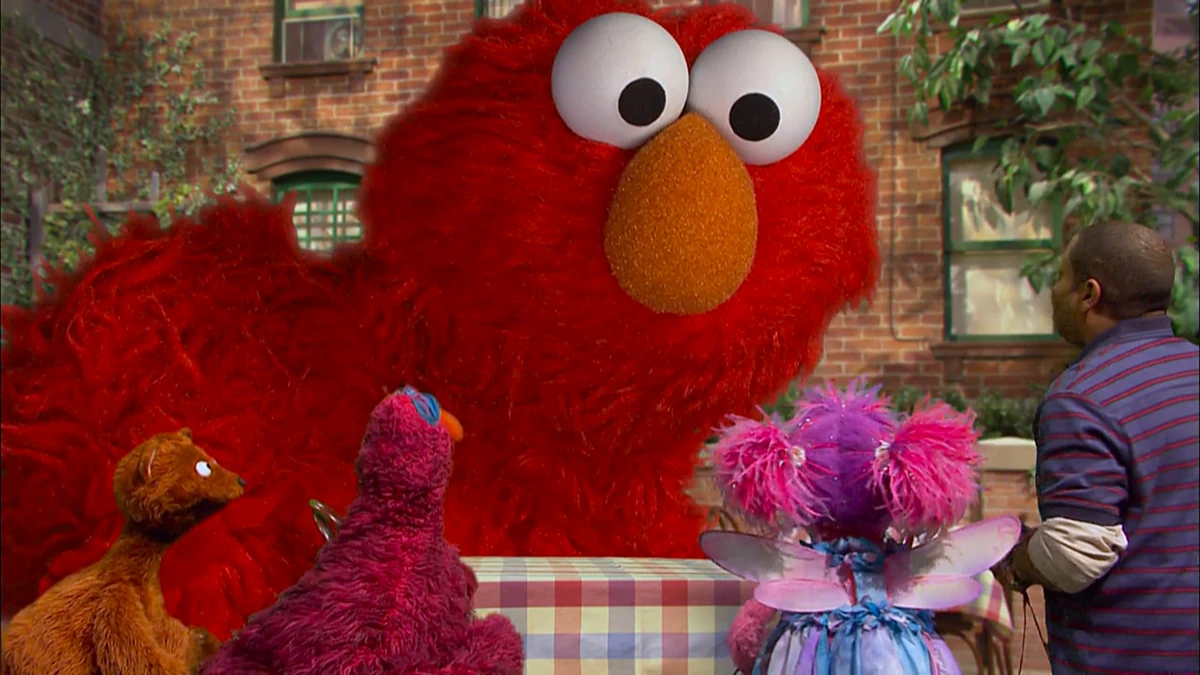 Incredible Shrinking Elmo | Muppet Wiki | Fandom