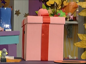 Box | Muppet Wiki | Fandom