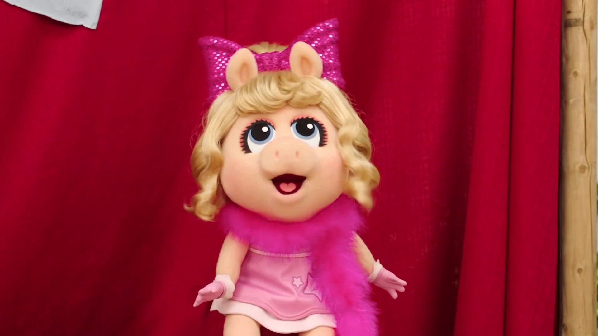 Muppets Chailleann Piggy Wiki Miss Piggy Wikipedia