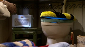 Bees | Muppet Wiki | Fandom