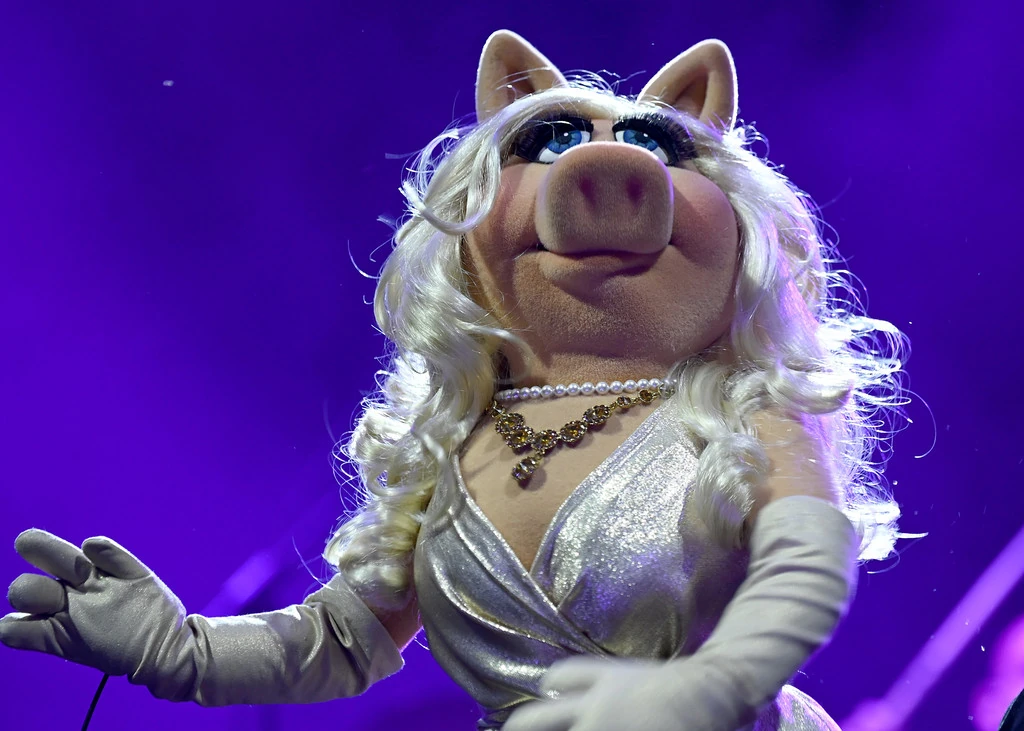 Elsie Fest | Muppet Wiki | Fandom