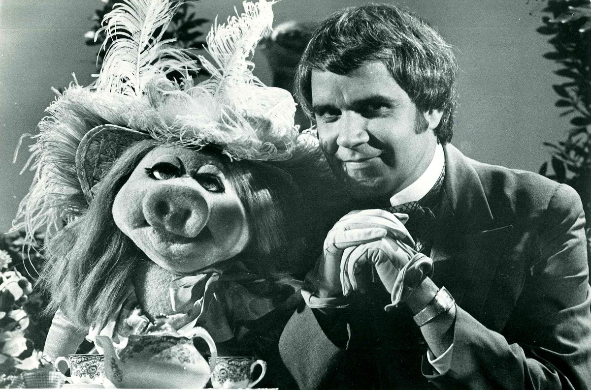 Episode 204: Rich Little | Muppet Wiki | Fandom