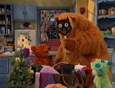 Episode 305: Halloween Bear | Muppet Wiki | Fandom