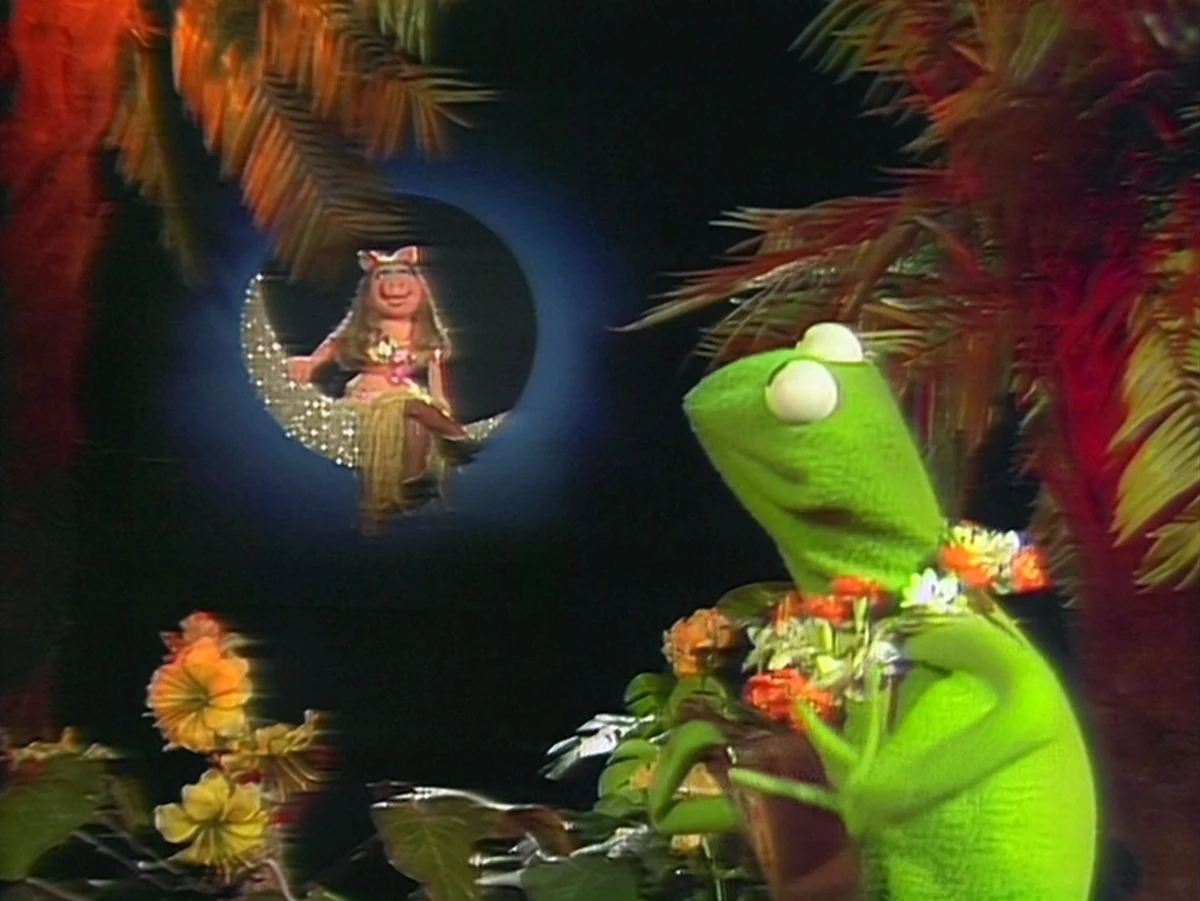 Ukulele Lady | Muppet Wiki | Fandom