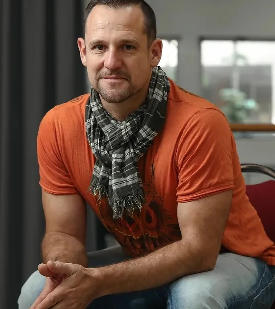 Gavin Robins | Muppet Wiki | Fandom