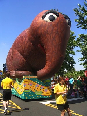 Rock Around the Block Parade | Muppet Wiki | Fandom