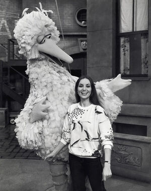 Crystal Gayle | Muppet Wiki | Fandom