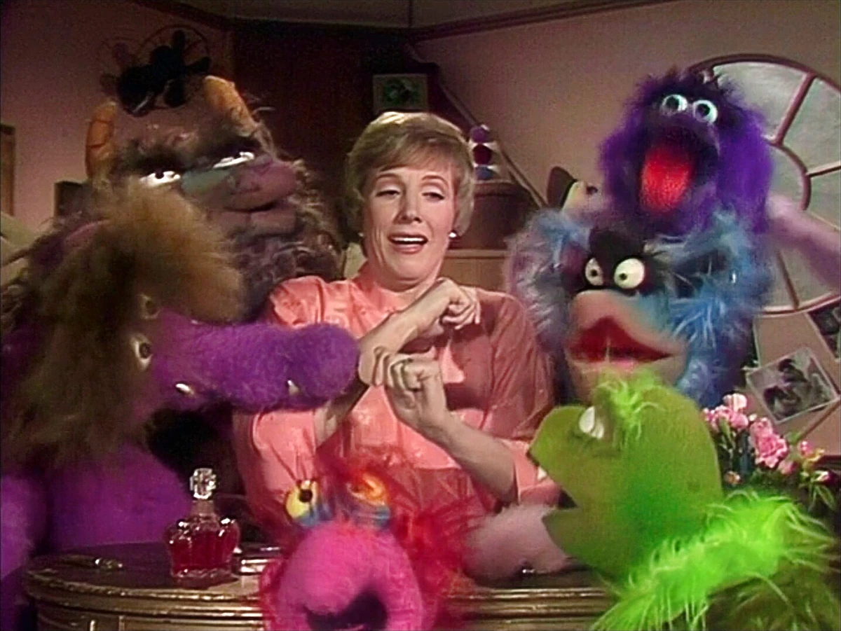 Episode 217: Julie Andrews/transcript | Muppet Wiki | Fandom