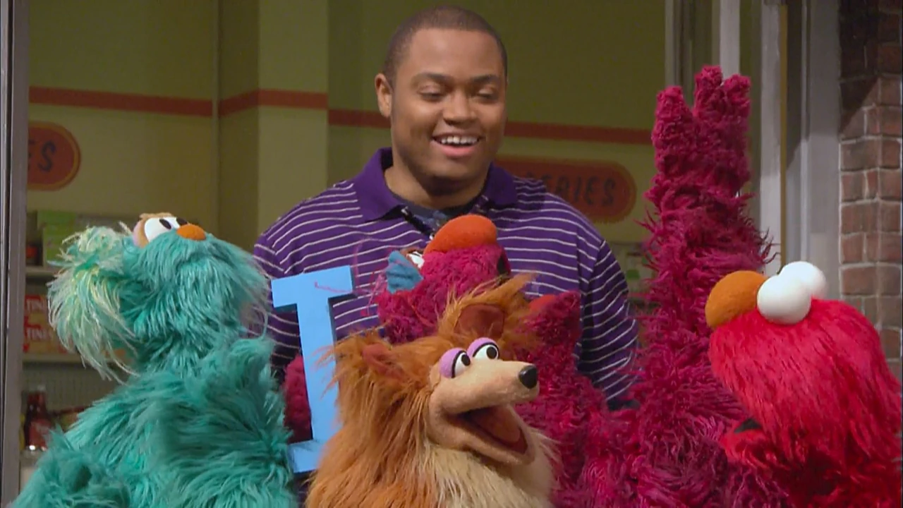 Incredible Iggy | Muppet Wiki | Fandom