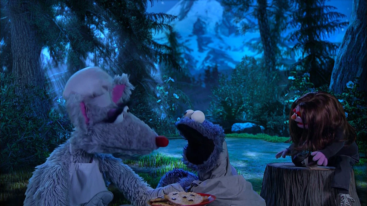 Cookie's Crumby Pictures: Twilight: Breaking Cookie | Muppet Wiki | Fandom