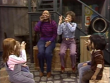 Hand Signs | Muppet Wiki | Fandom