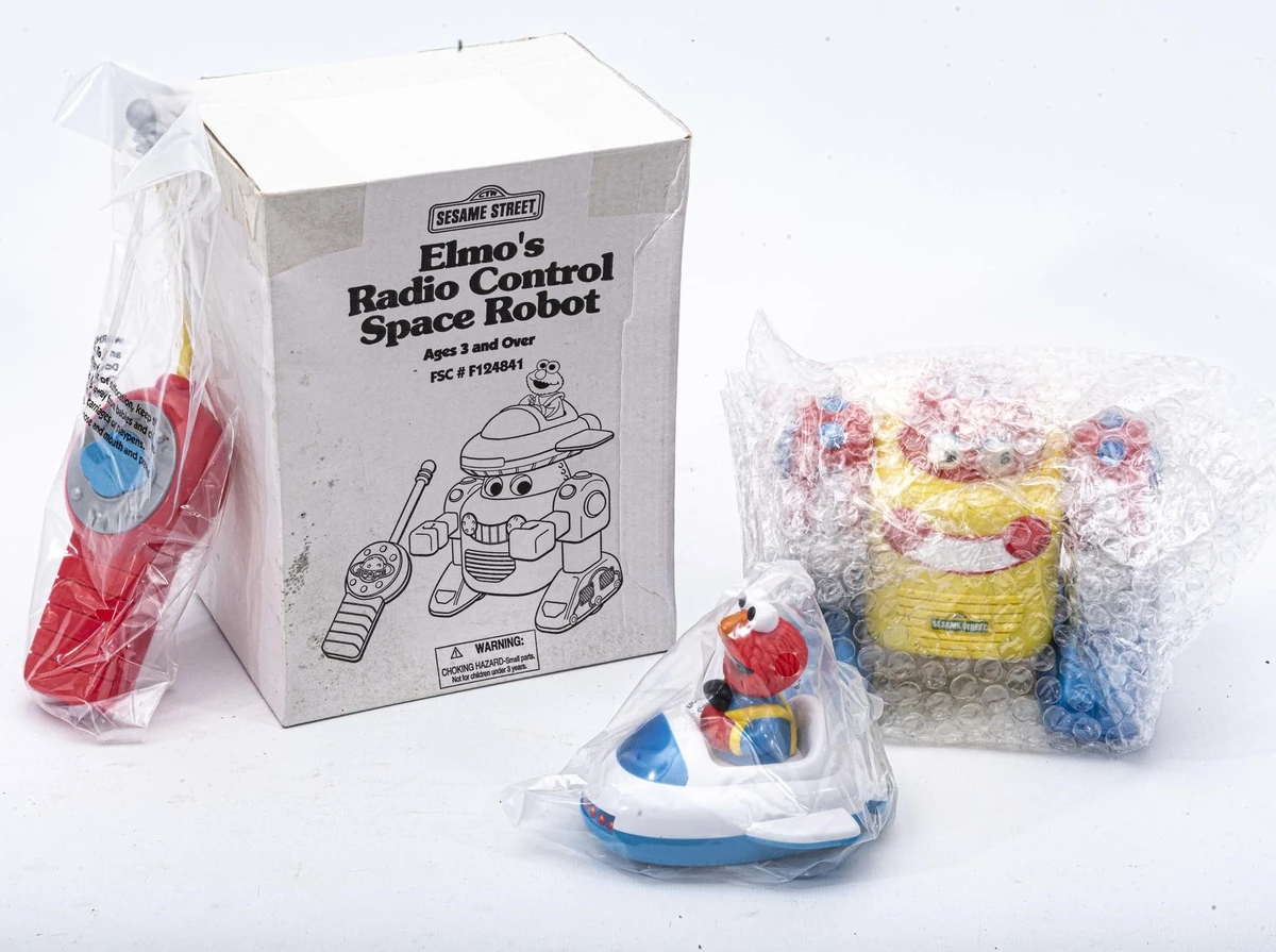 Elmo's Radio Control Space Robot | Muppet Wiki | Fandom