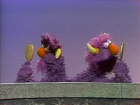 Two-Headed Monster: Mirrors | Muppet Wiki | Fandom