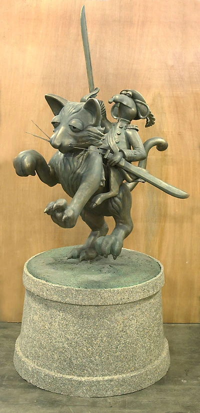 Munchkinland Statue | Muppet Wiki | Fandom