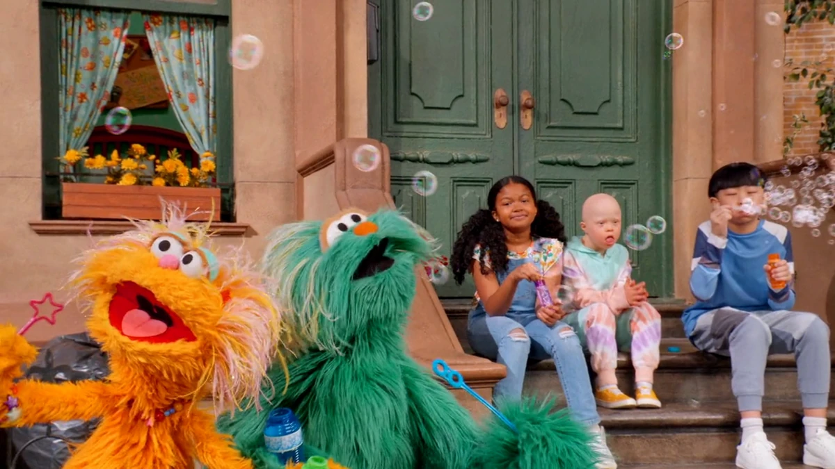 Bubbles Everywhere (song) | Muppet Wiki | Fandom