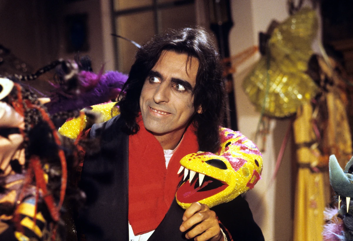 Episode 307: Alice Cooper | Muppet Wiki | Fandom